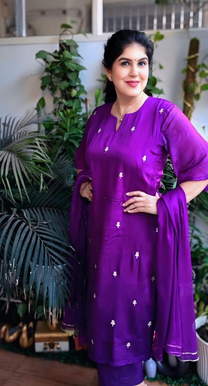 Regal in Purple - Sewing shop